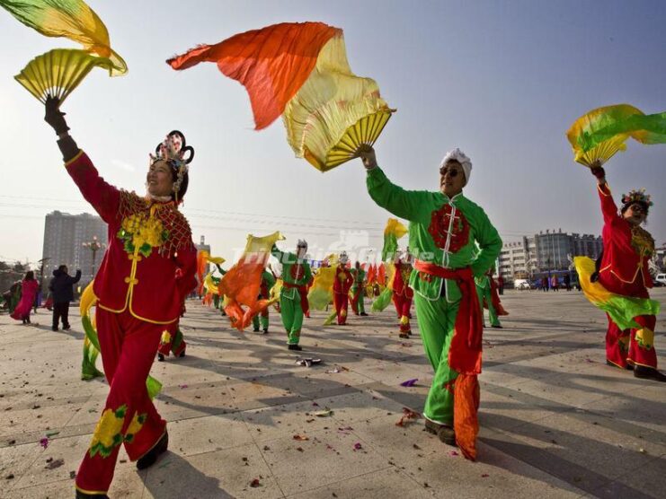 The Yangko, A Traditional Dance from China - Topics Mag