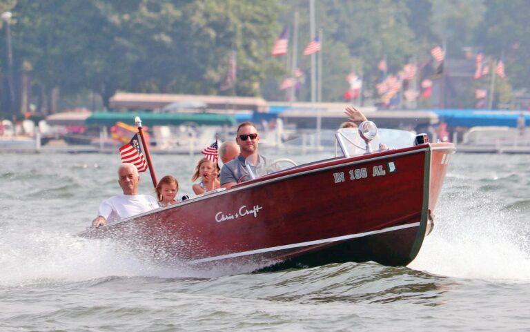 The Allure of Classic Chris-Craft Boats: Why They Still Captivate Today ...